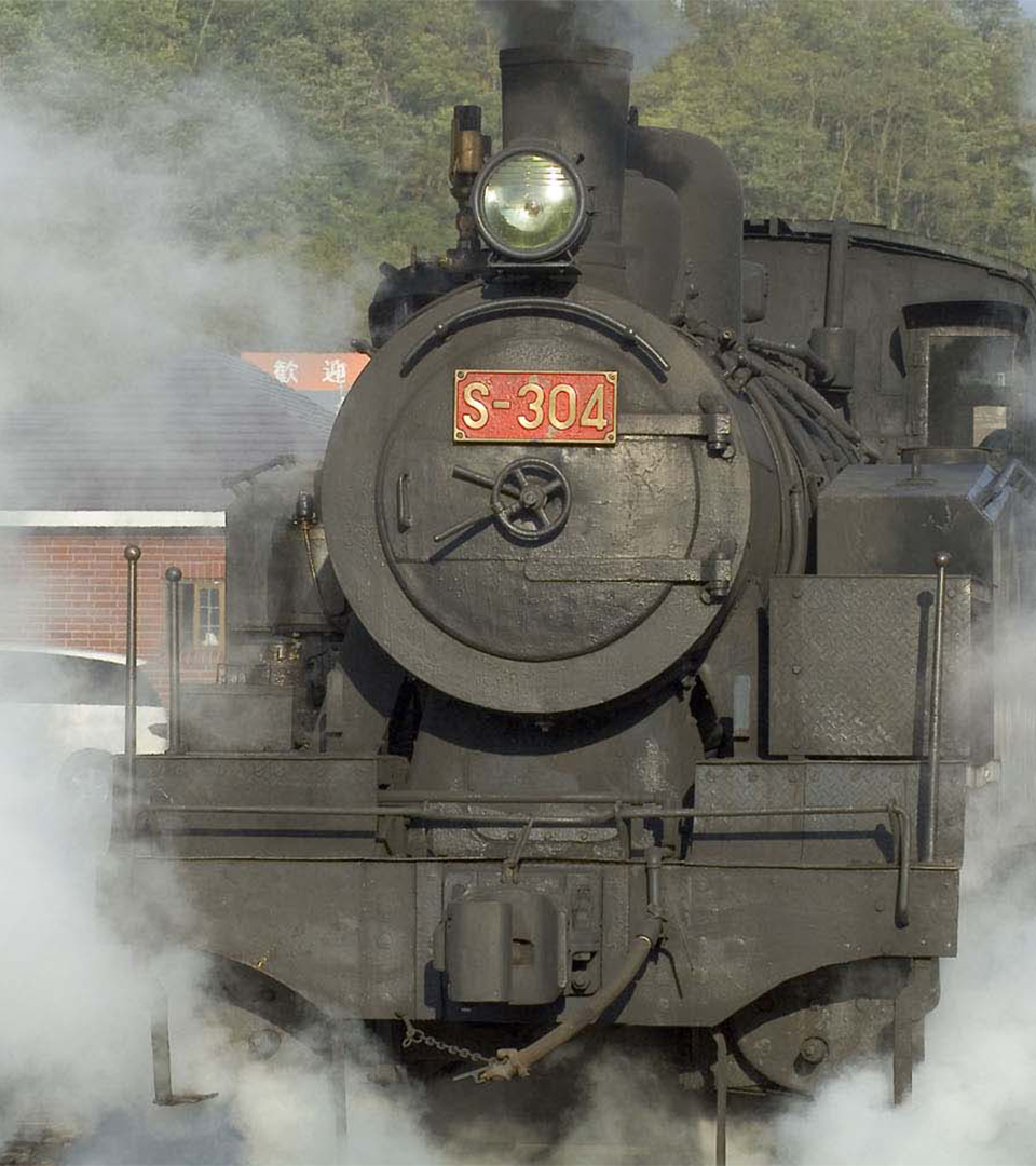 展示蒸気機関車 - 三笠鉄道村